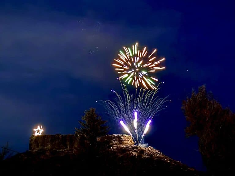 Castle Rock Starlighting Brings Community Together - Mile High on the Cheap