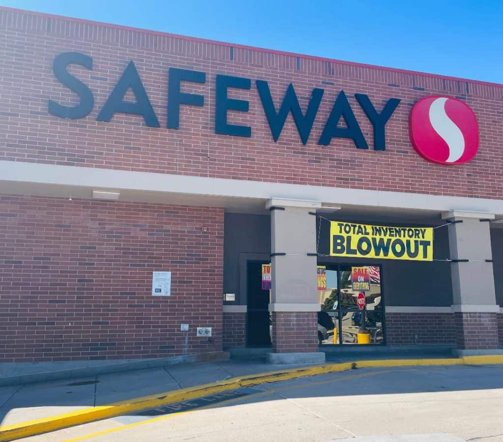 UPDATE: Closing Within Days - Discounts Increase Again! Safeway Closes ...